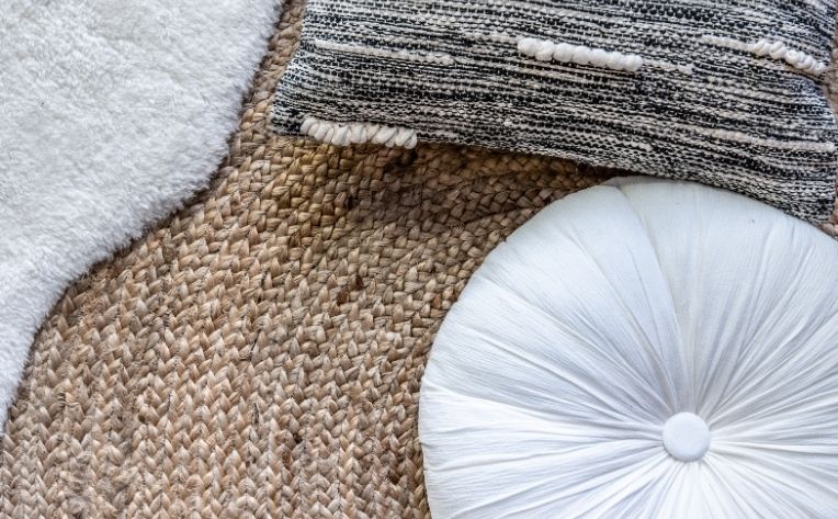 Which Area Rugs Are Best for Your Flooring? | Flooring Canada